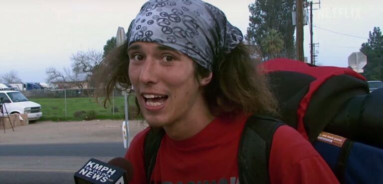 Critique Kai, l'autostoppeur à la hachette : mécanique du buzz